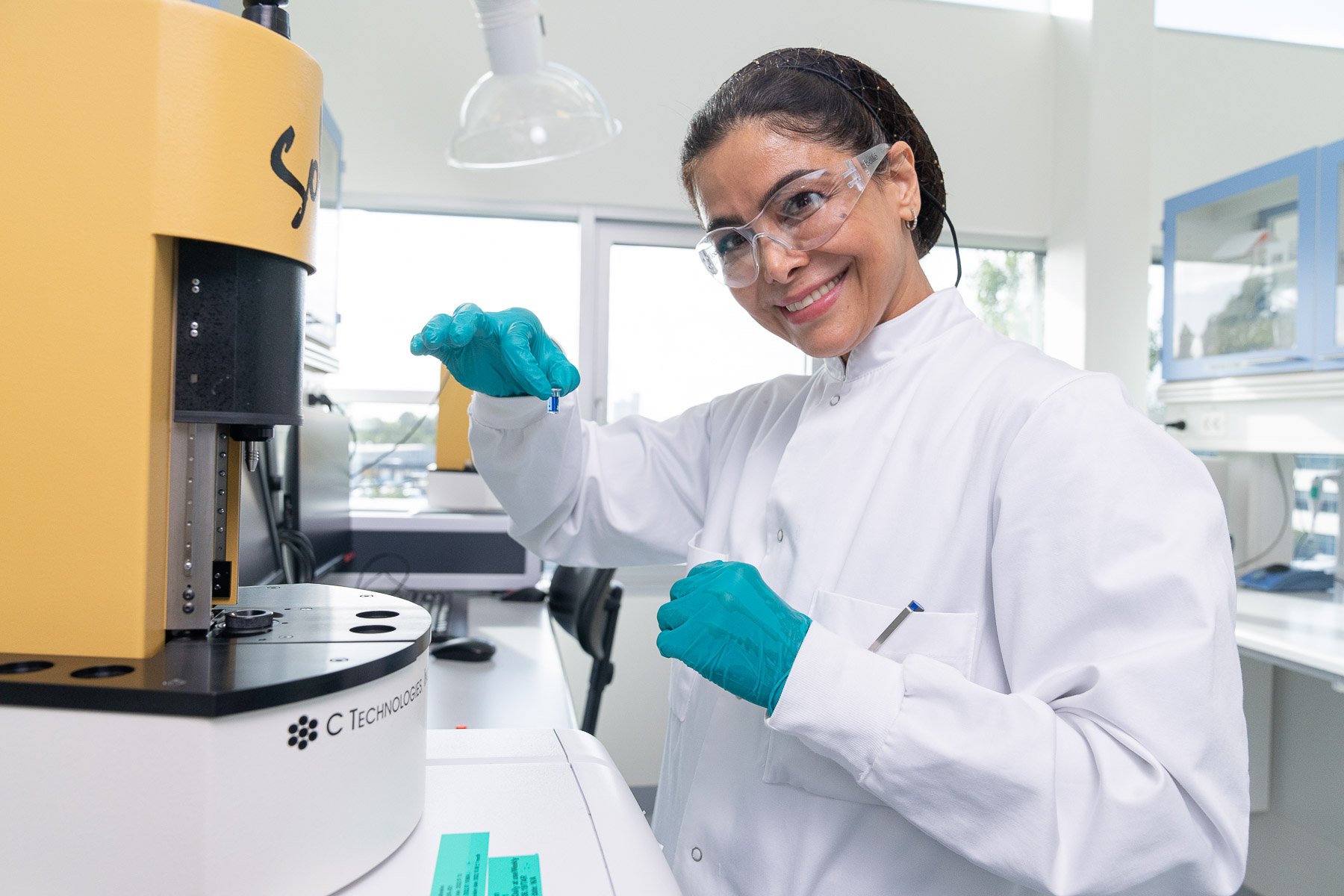 CDMO Outsourcing Trends & Benefits in Biologics Manufacturing Industry